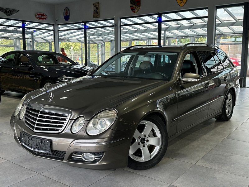 Mercedes-Benz E 320 T CDI Schiebedach gebraucht kaufen in Duisburg - Int.Nr.: 41 VERKAUFT